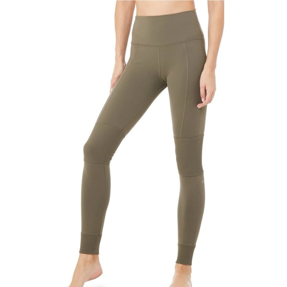 ALO Yoga | Pants & Jumpsuits | Alo Yoga High Waist Avenue Legging Moto Olive Green Legging Size ...